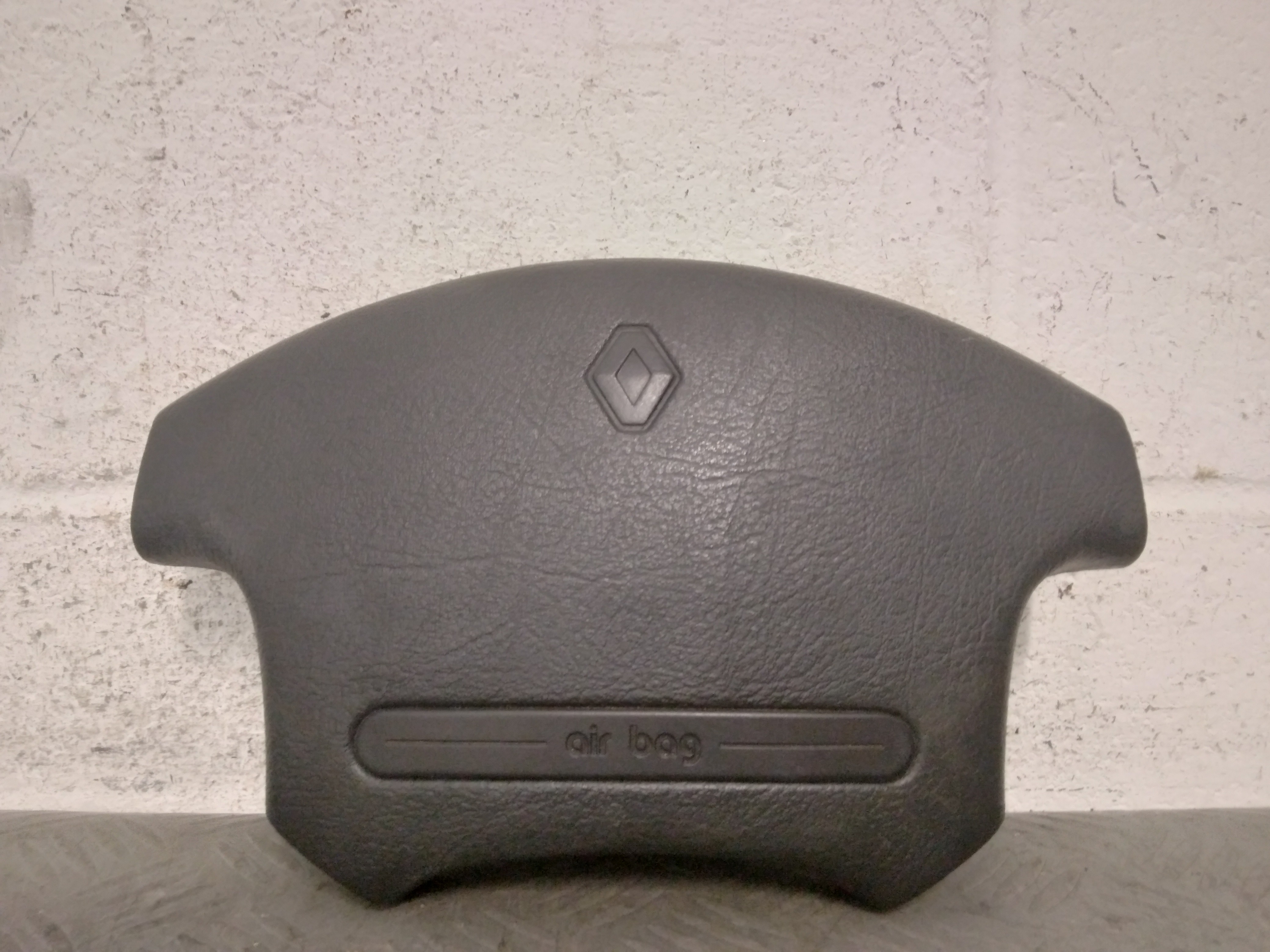 8694 Airbag volante Renault Clio del 1994 Cod. 7700841030